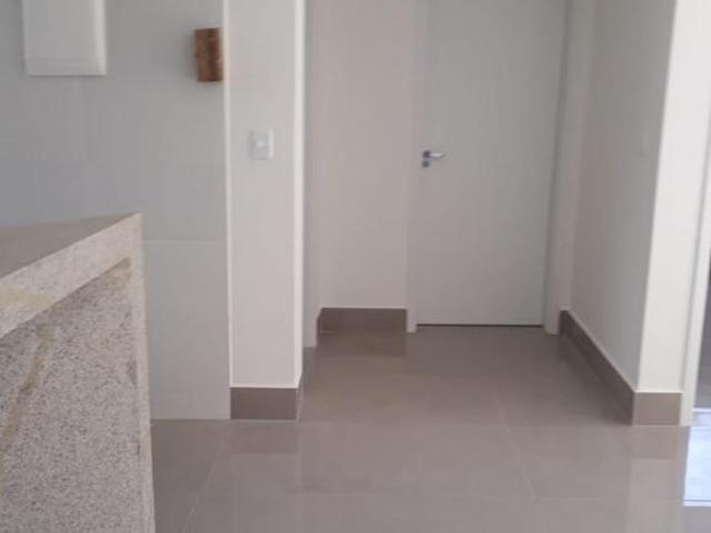Apartamento à venda em Itapoã