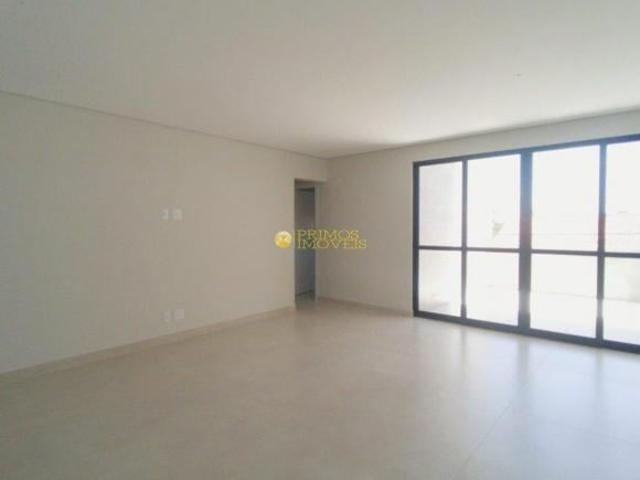 Apartamento à venda em Itapoã