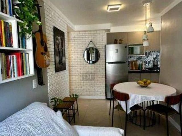 Apartamento à Venda em Itaquera. 2 dormitórios, 1 vaga de garagem. São Paulo/SP
