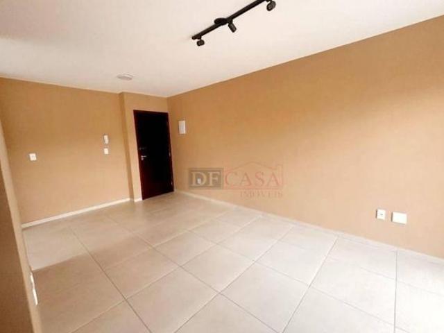 Apartamento à Venda em Itaquera. 2 dormitórios, sacada, 1 vaga de garagem. São Paulo/SP