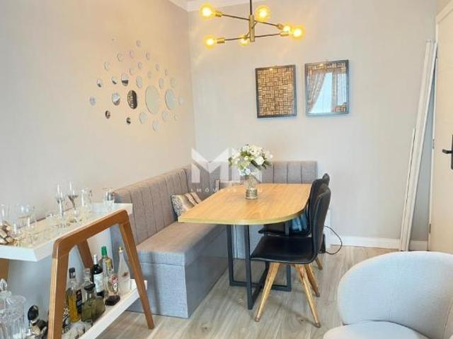 Apartamento à venda em Itu/SP Villa Di Trento Residencial com 2 quartos, suíte, varanda gourmet e la