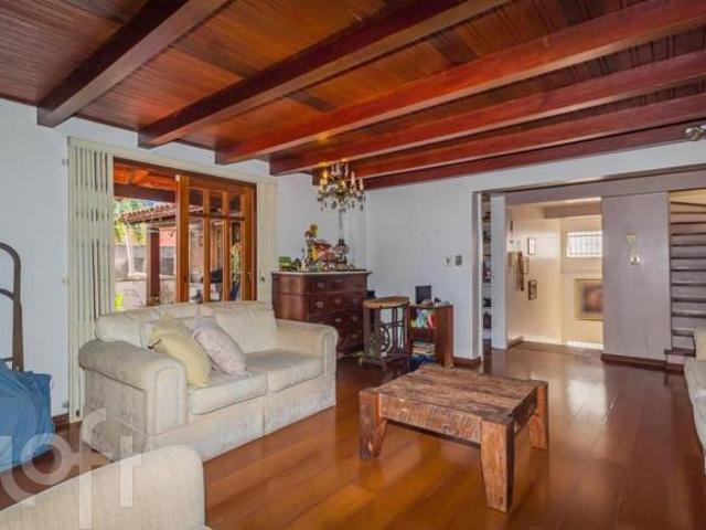 Apartamento à venda em Independência com 140 m², 2 quartos, 1 vaga