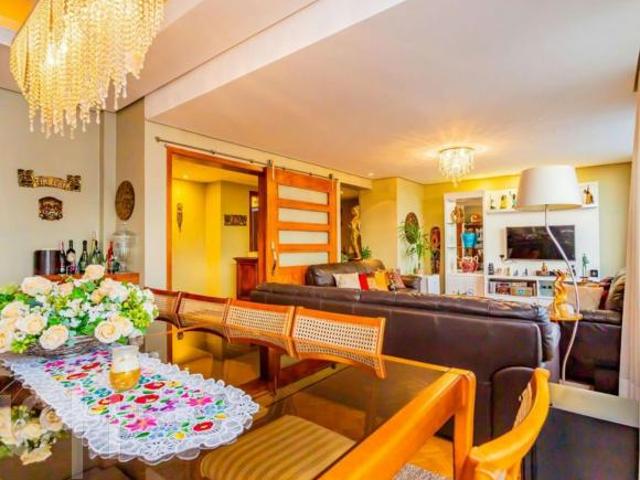 Apartamento à venda em Independência com 222 m², 4 quartos, 2 suítes, 1 vaga