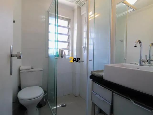 Apartamento a venda em Indianópolis, 2 dormitórios, 1 vaga de garagem, com 76m²
