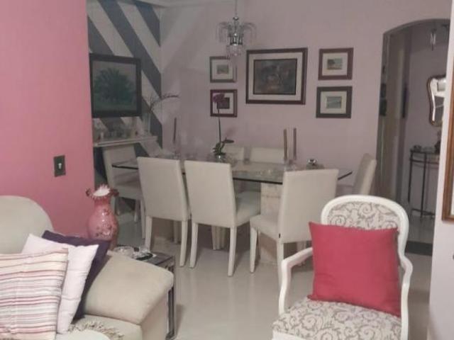Apartamento à venda em Indianópolis com 100 m², 3 quartos, 2 vagas