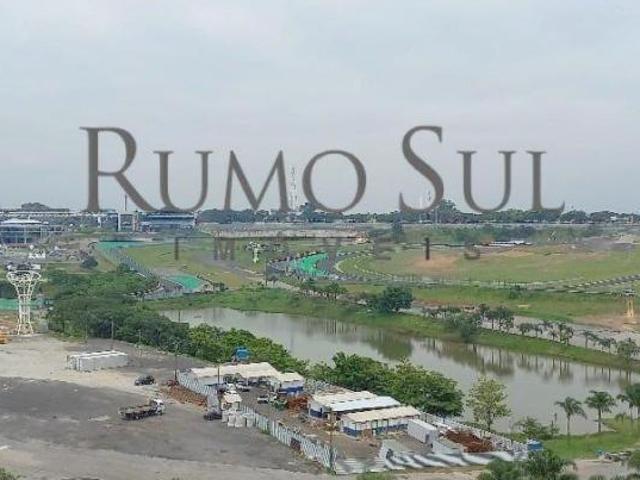Apartamento à venda em Interlagos