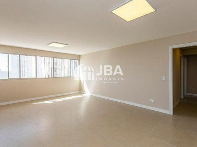 Apartamento à venda em Juvevê