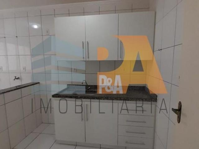 Apartamento à venda em Jaguariúna SP, 2 quartos, 1 sala, 1 banheiro, 1 vaga de garagem, 50m² Lotea