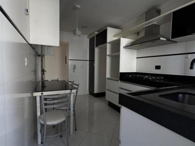 Apartamento à venda em Jaguaribe