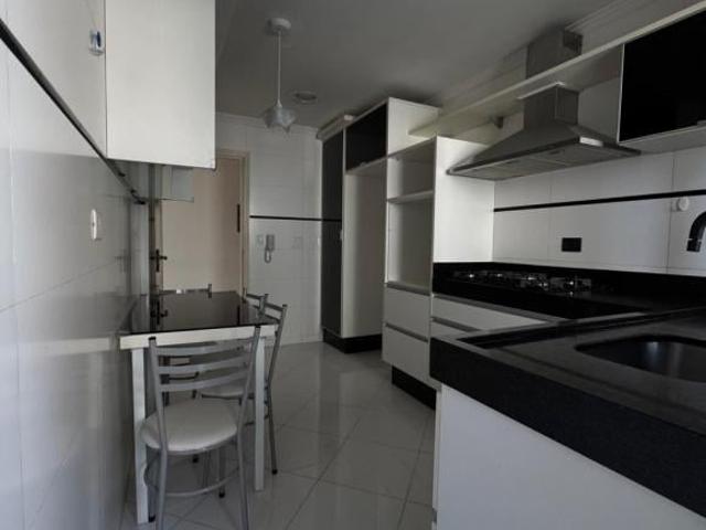 Apartamento à venda em Jaguaribe