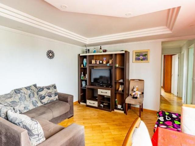 Apartamento à venda em Jardim Ubirajara com 75 m², 3 quartos, 1 vaga