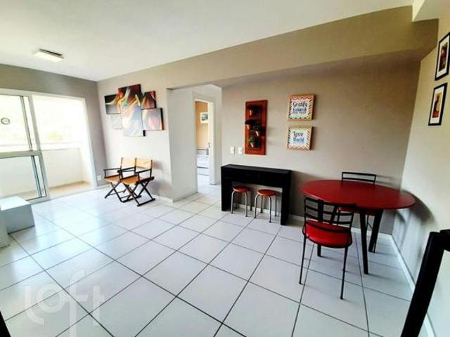 Apartamento à venda em Jardim Carvalho com 67 m², 2 quartos, 1 suíte, 1 vaga