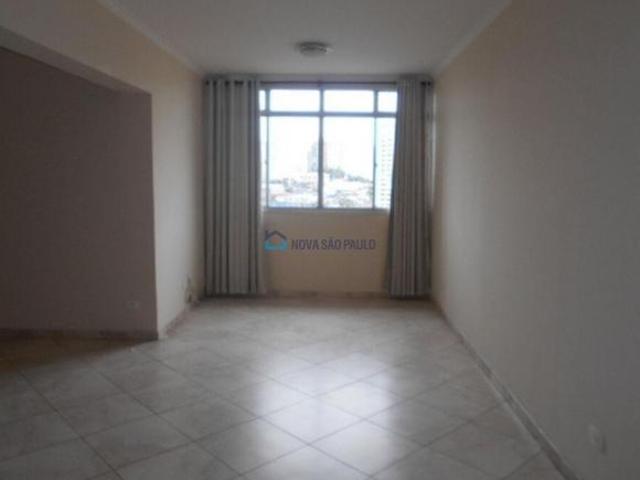 Apartamento a venda em Jardim da Saúde. 03 quartos 1 suíte. 2 banheiros. 2 vagas