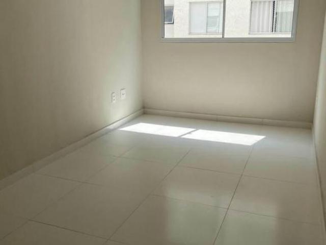 Apartamento à venda em Jardim Gilda Maria com 42 m², 2 quartos, 1 vaga