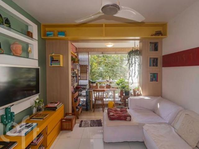 Apartamento à venda em Jardim Lindóia com 73 m², 2 quartos, 1 suíte, 1 vaga
