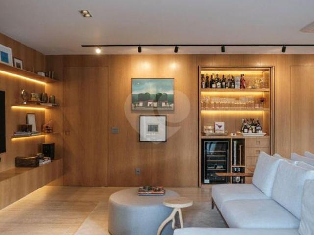 Apartamento à venda em Jardim Paulista