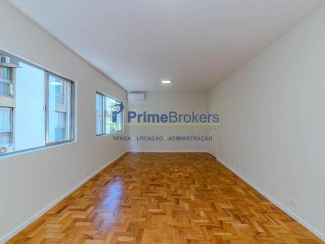 Apartamento à venda em Jardim Paulista com 124m² e 3 quartos