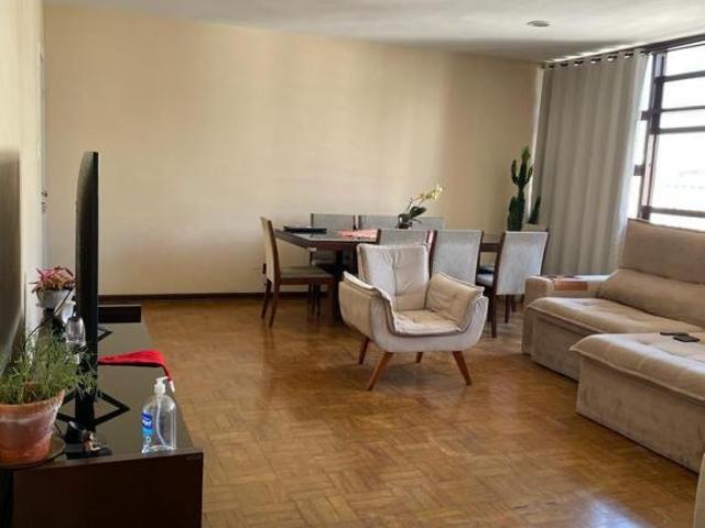 Apartamento à venda em Jardim Paulista com 170 m², 4 quartos, 1 vaga