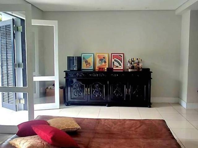 Apartamento à venda em Jardim Paulista com 230 m², 3 quartos, 4 vagas