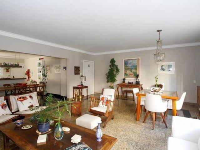 Apartamento à venda em Jardim Paulista São Paulo: 2 quartos, 1 suíte, 2 salas