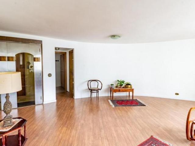 Apartamento à venda em Jardim Paulistano com 178 m², 3 quartos, 2 vagas