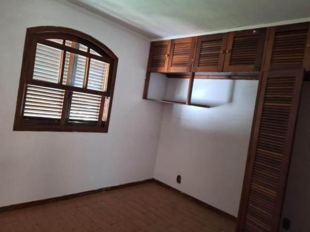 Apartamento à venda em Jardim Regis com 230 m², 3 quartos, 4 vagas