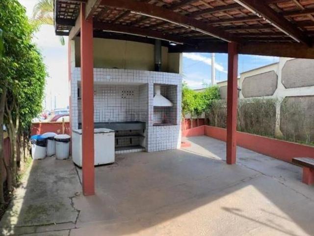 Apartamento à venda em Jardim Santa Teresinha com 55 m², 3 quartos, 1 vaga
