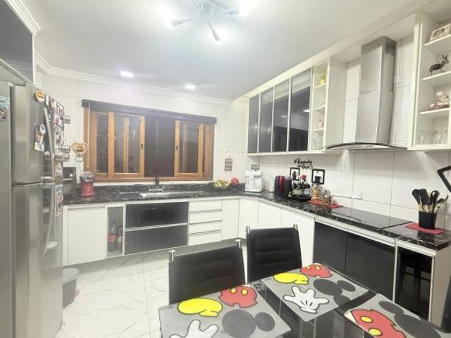 Apartamento à venda em Jardim Santa Clara com 157 m², 3 quartos, 4 vagas