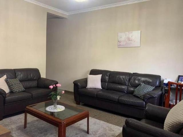Apartamento à venda em Jardim Santa Maria com 200 m², 3 quartos, 2 vagas