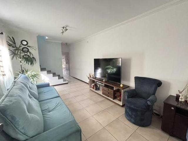 Apartamento à venda em Jardim Santa Mena com 156 m², 3 quartos, 4 vagas