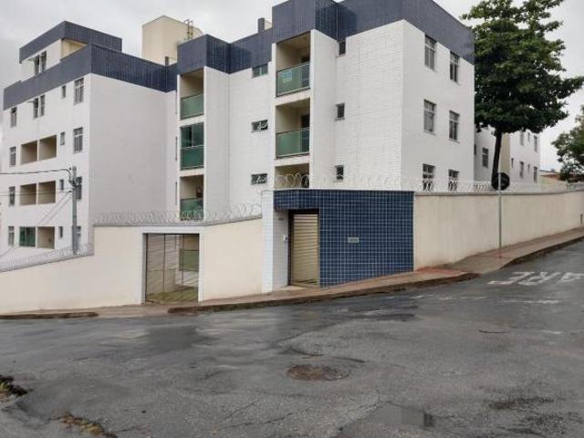 Apartamento à venda em João Pinheiro