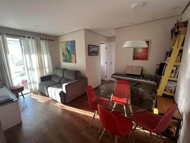 Apartamento à venda em Lapa com 53 m², 2 quartos, 1 vaga