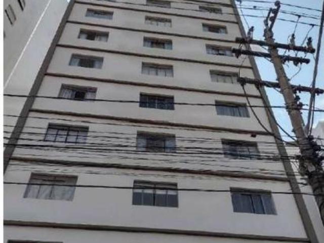 Apartamento à venda em leilão