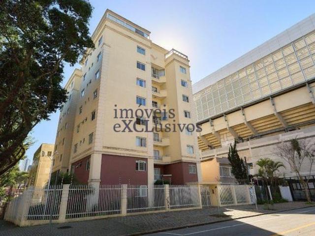 Apartamento à venda em localização privilegiada no bairro Água Verde