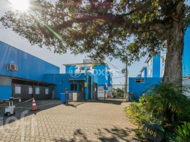 Apartamento à venda em Lomba do Pinheiro com 45 m², 2 quartos, 1 vaga
