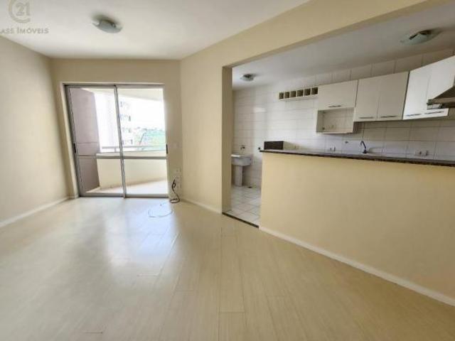 Apartamento à venda em Londrina, no Brisas do Lago, com 3 quartos, com 72 m²