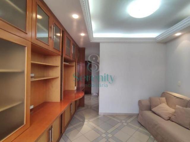 Apartamento a venda em Londrina, no centro Condominio Residencial Lago D' Ouro