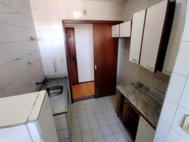 Apartamento à venda em Londrina, Centro, com 3 quartos, com 75 m², Edificio Casario Do Porto