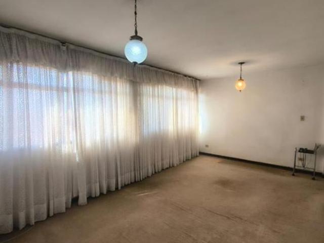 Apartamento à venda em Londrina, Centro, com 3 quartos, com 107.28 m², Edifício Lilian