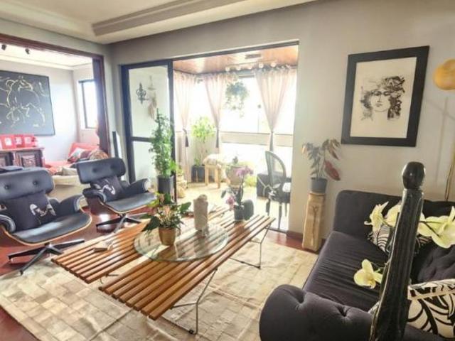 Apartamento à venda em Londrina, Centro, com 3 quartos, com 155 m², Solar Montreaux