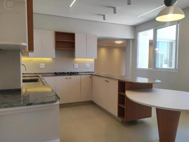 Apartamento à venda em Londrina, Centro, com 3 quartos, com 178 m², Edifício Dom João VI