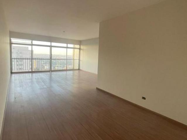 Apartamento à venda em Londrina, Centro, com 3 quartos, com 182 m², Edifício Monalisa