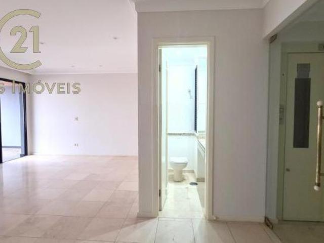Apartamento à venda em Londrina, Centro, com 3 suítes, com 204 m², Solar Philadelpho Garcia