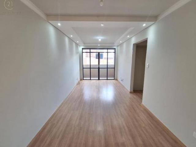 Apartamento à venda em Londrina, Centro, com 2 quartos, com 76 m², Regina Izabel