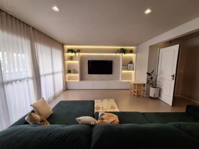Apartamento à venda em Londrina, Centro, com 4 quartos, com 184.13 m², Edificio Costa Douro