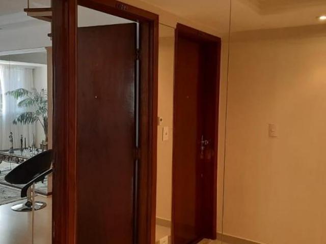 Apartamento à venda em Londrina, Centro, com 4 quartos, com 214 m², Edifício Acapulco