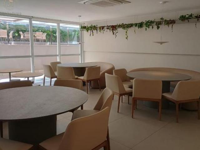 Apartamento à venda em Londrina, Jardim Higienópolis, com 2 suítes, com 73 m²