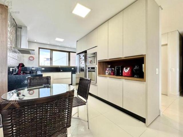 Apartamento à venda em Londrina, Santa Rosa, com 3 suítes, com 274 m², Edifício Legend