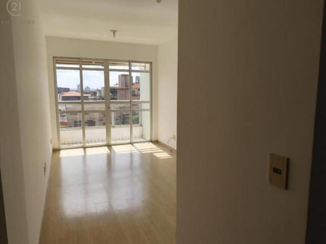 Apartamento à venda em Londrina, Vitória, com 2 quartos, com 57 m², Edifício Bertipaglia