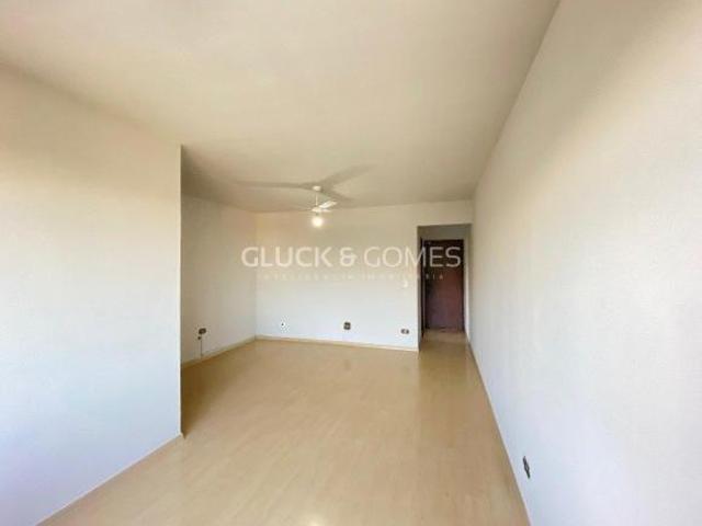 Apartamento à venda em Londrina/PR